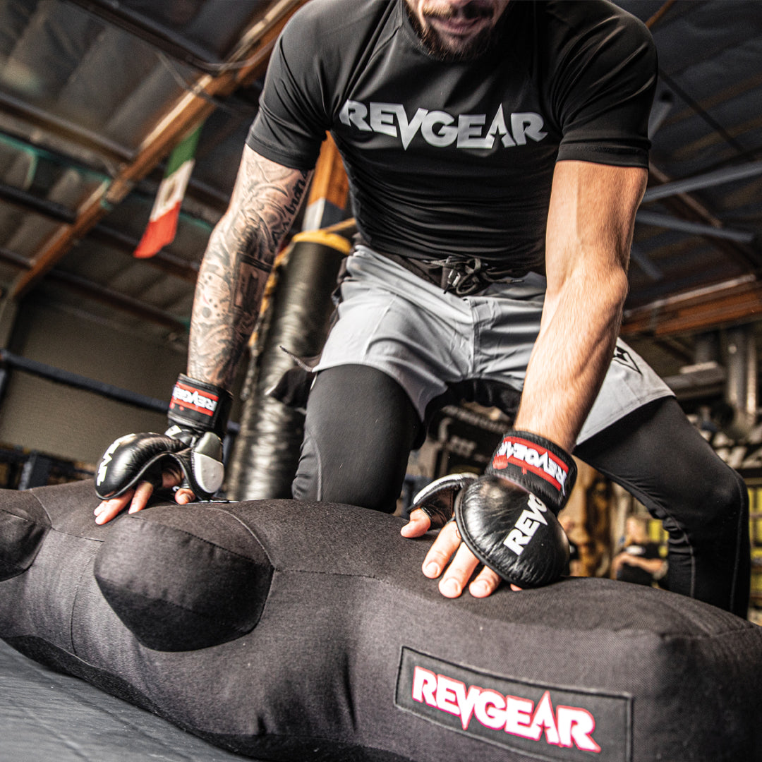 Revgear Europe - MMA Gear - Jiu Jitsu Gi's - Muay Thai Equipment